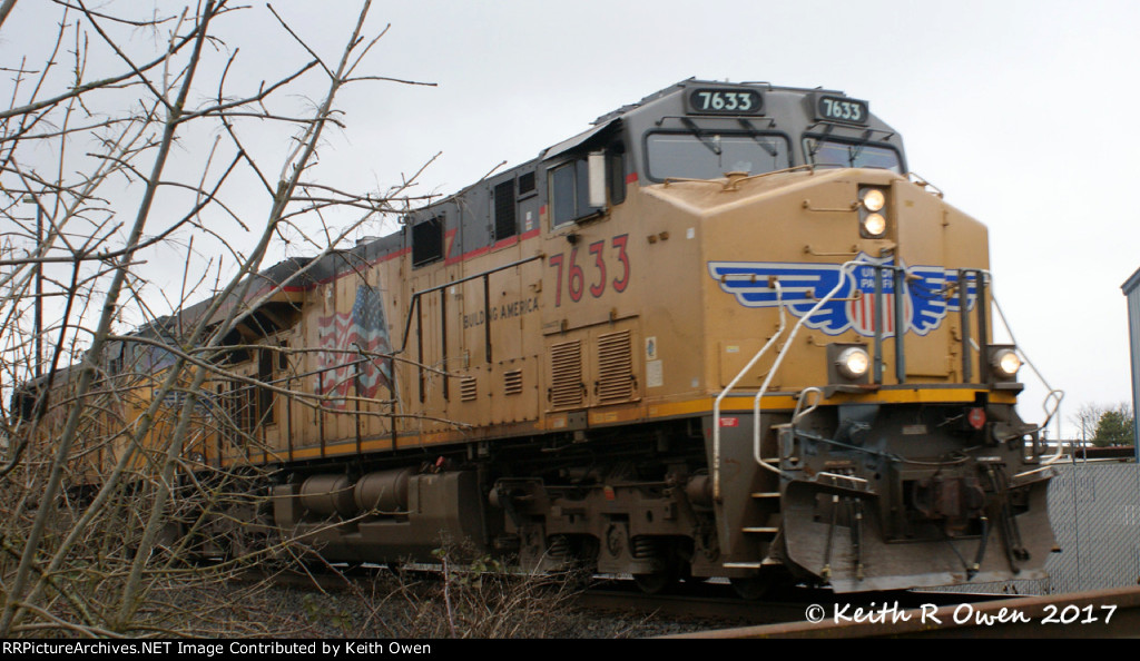 Northbound Bare Table